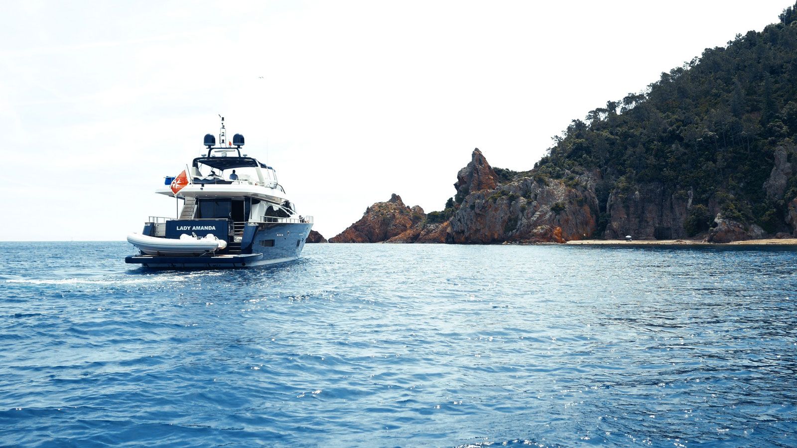 What it’s like to charter 30m superyacht Lady Amanda